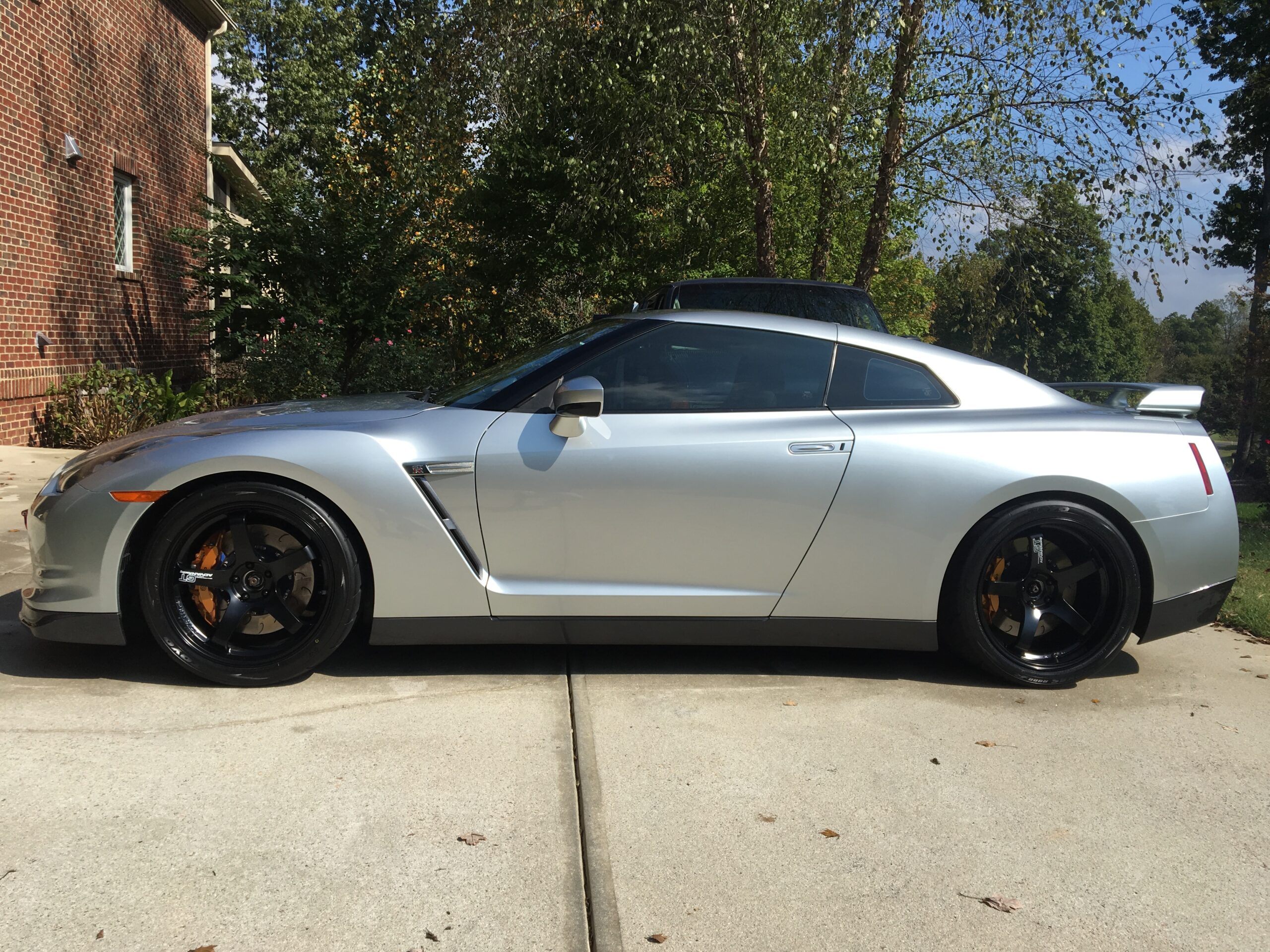 Photos of finished 2015 Nissan GTR ~ August Precision